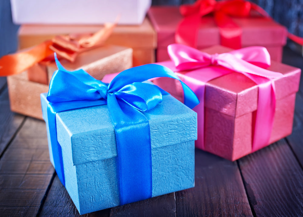 10 Amazing and Unique Gift-Wrapping Ideas for 2022 - Waterleaf Paper ...